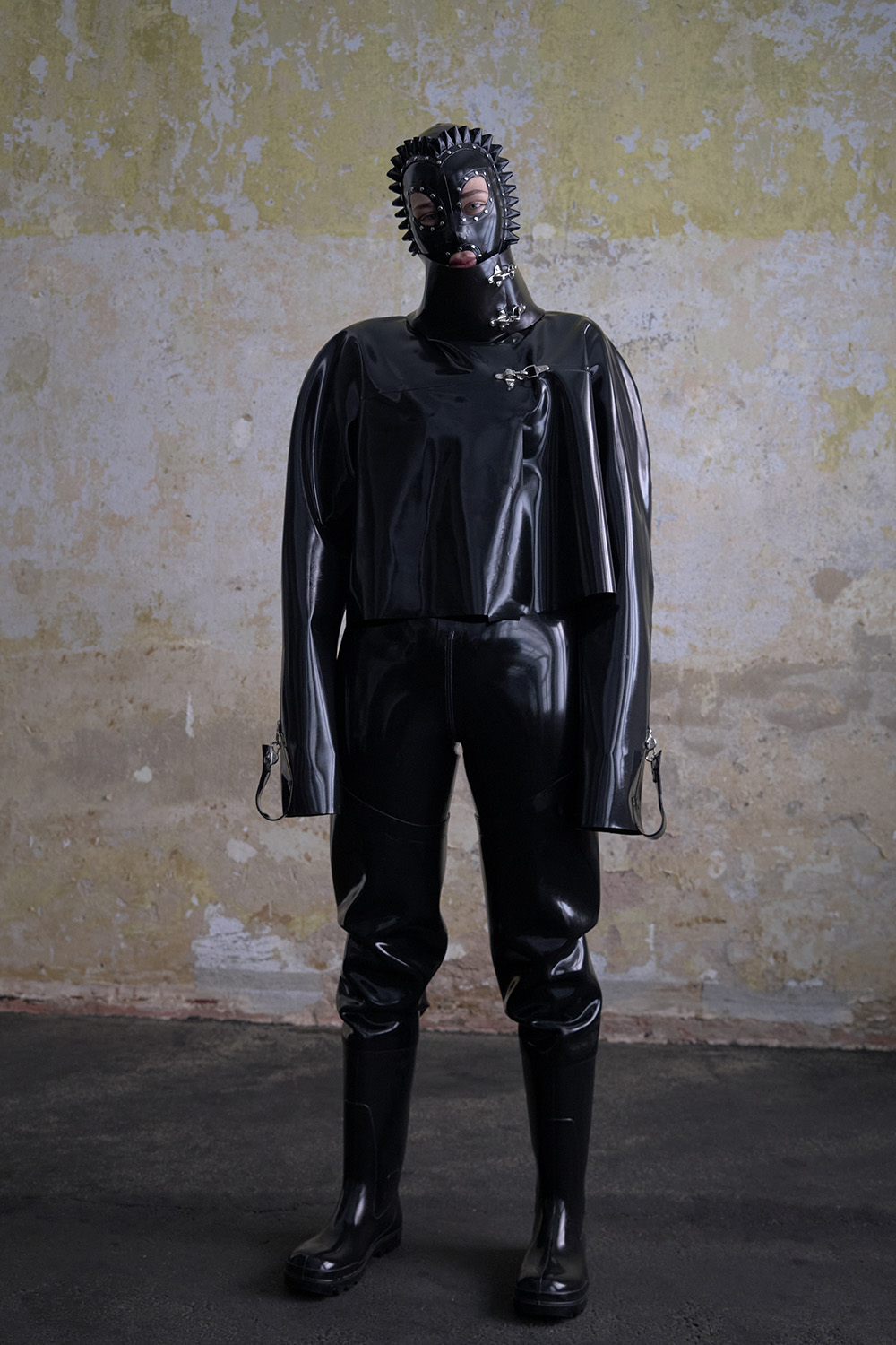 Zwangsjacke - MORPH STUDIO